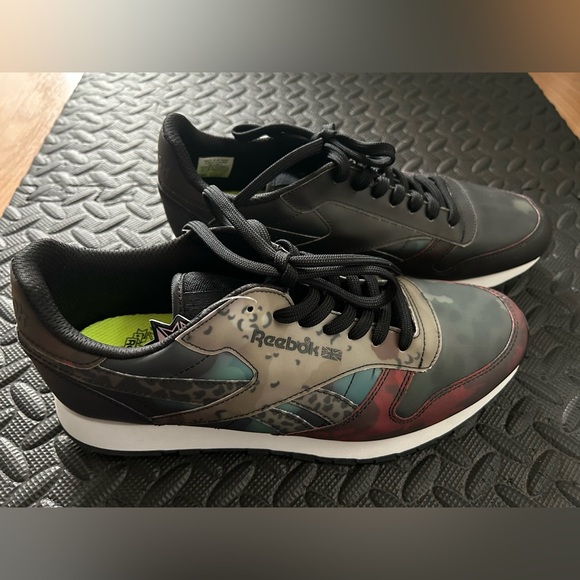 Reebok | Shoes | Very Rare Reebok Classic Bd 4885 Heat Reactive Color ...